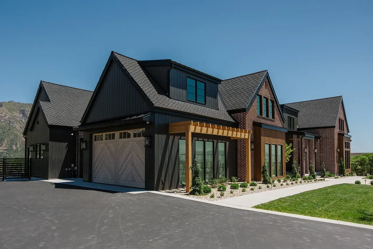 Chalet de’ Roubaix 2024 Utah Valley Parade of Homes | E Builders